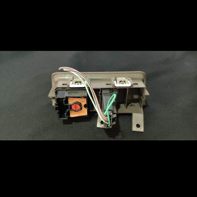 98-05 Lexus GS LHD Folding Mirror Switch Panel- Tan | Luxious Automotive