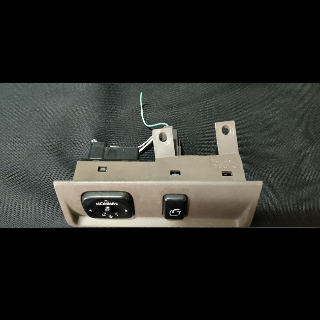 98-05 Lexus GS LHD Folding Mirror Switch Panel- Tan | Luxious Automotive